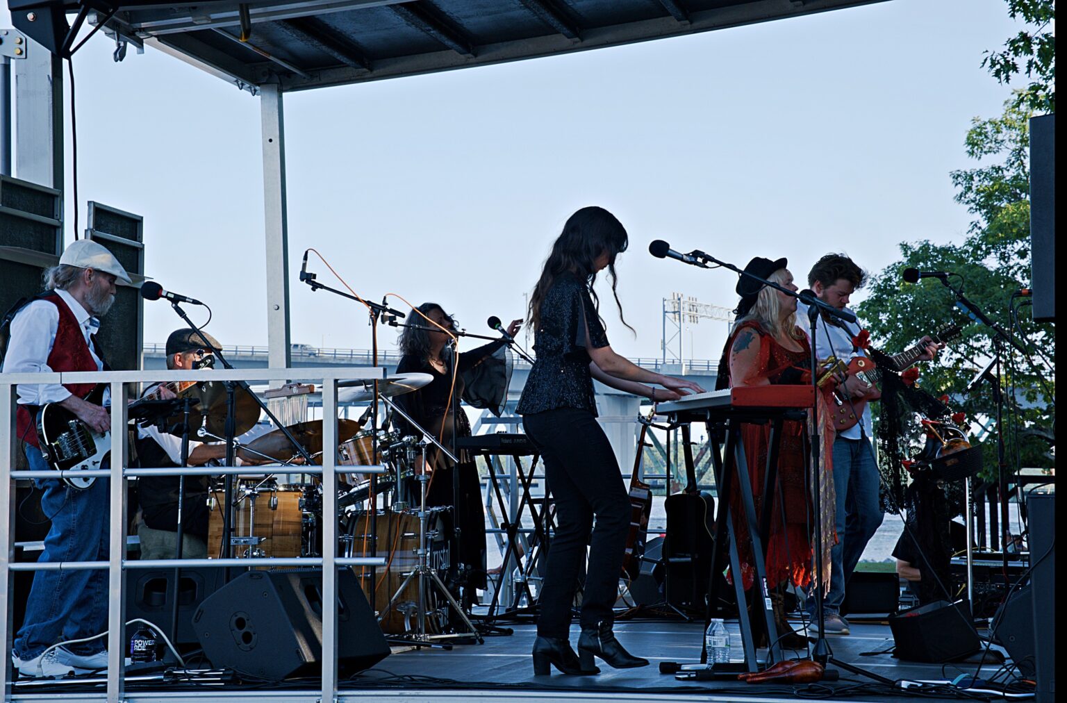 Crystal Vision, a Fleetwood Mac tribute band, is a tribute band which ...